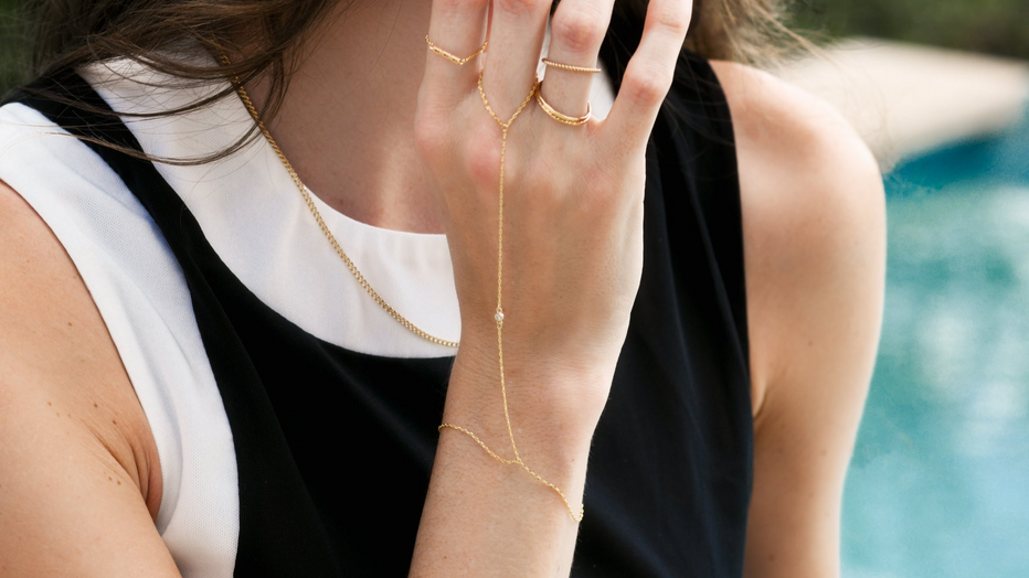 Loveweld 14k Gold Hand Chains - Tailor Made Jewelry